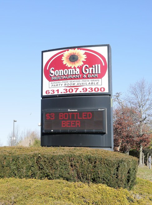 Moving to Holtsville NY? Learn about renting in Holtsville | Apartments.com