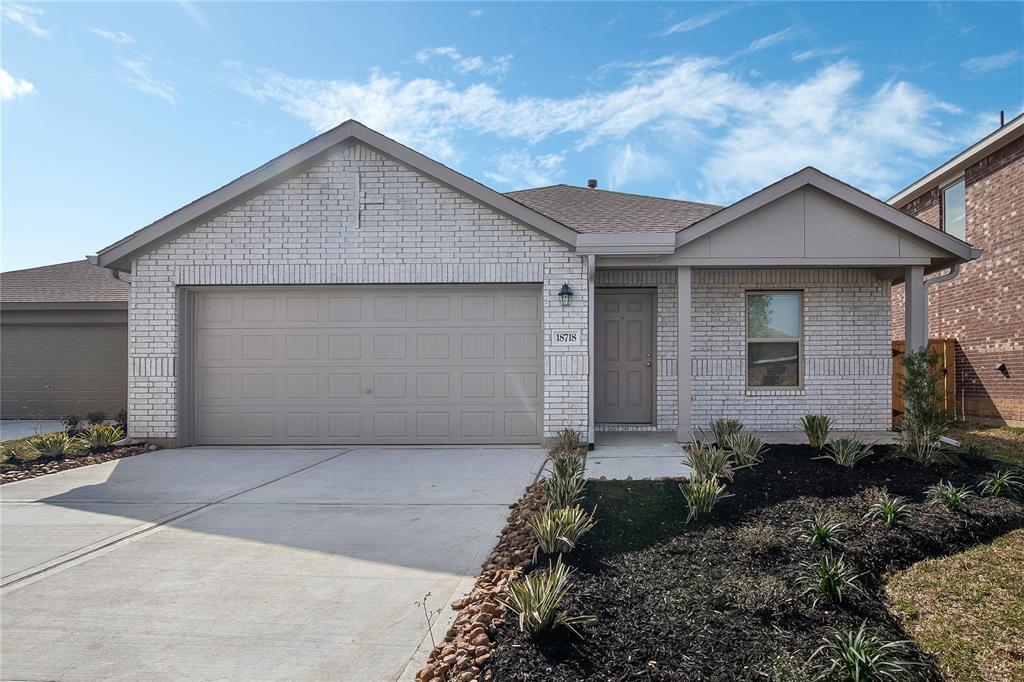 18718 Ponte Mazzotta Ln, New Caney, TX 77357 - House Rental in New ...