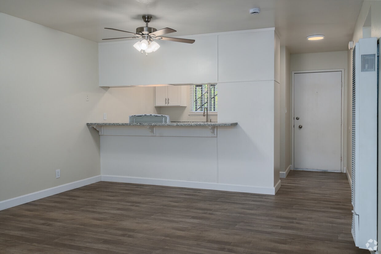 Sierra Gardens - 1645 Sierra Gardens Dr Roseville, CA 95661 ...