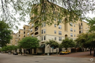 State Thomas Ravello Rentals - Dallas, TX | Apartments.com