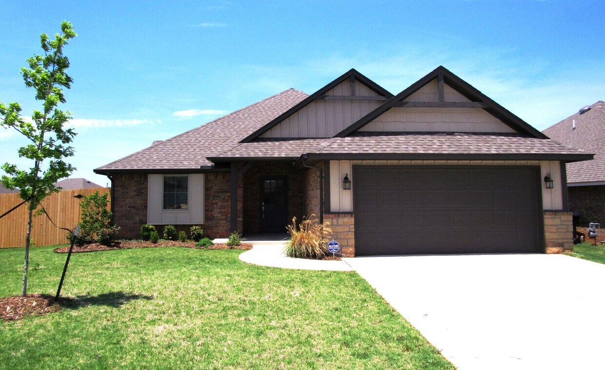 18525 Summer Grove Ave, Edmond, OK 73012 | Apartments.com