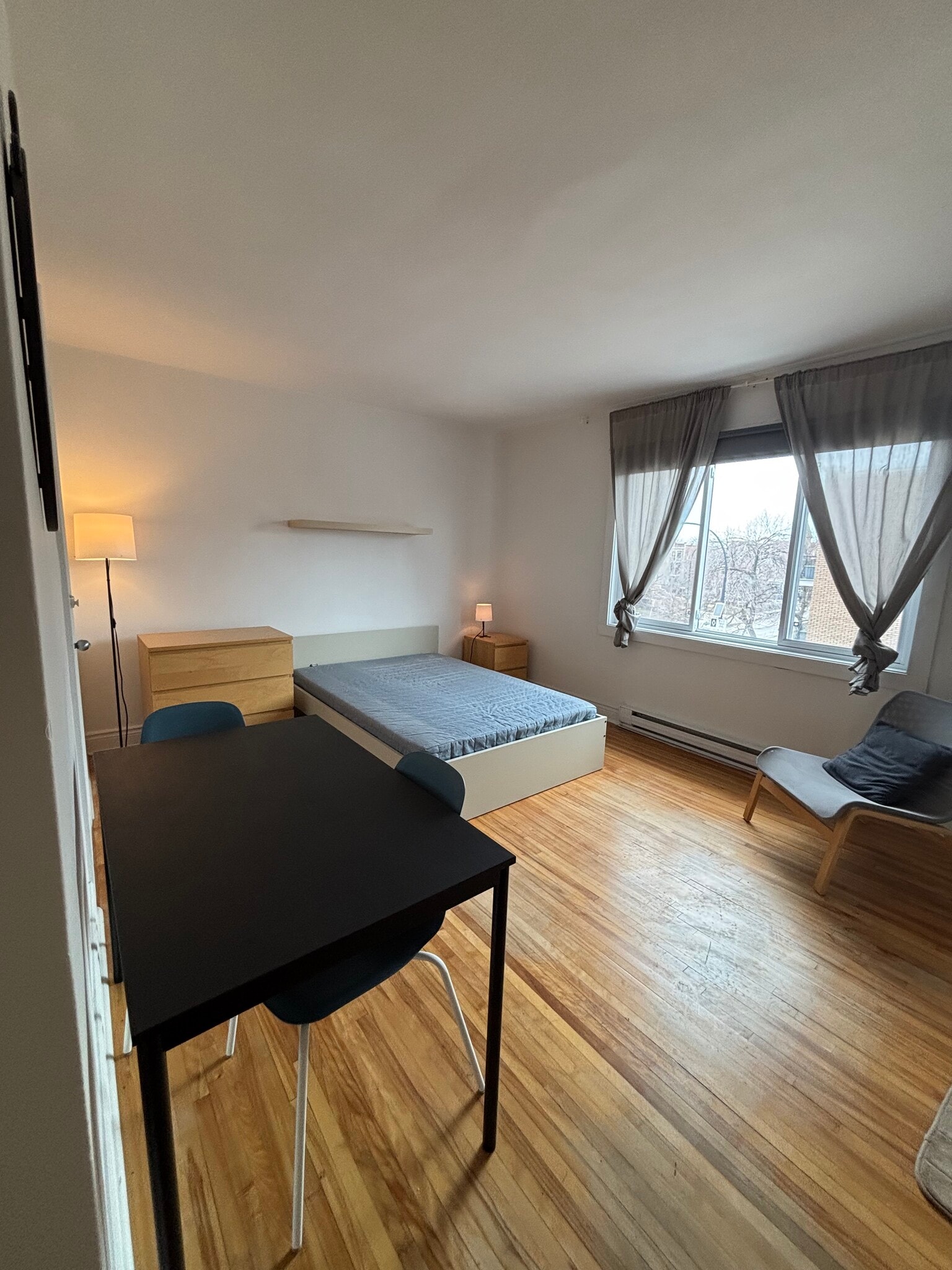 1820 Boul Rosemont, Montréal, QC H2G 1S4 Apartments - 1820 Boul ...