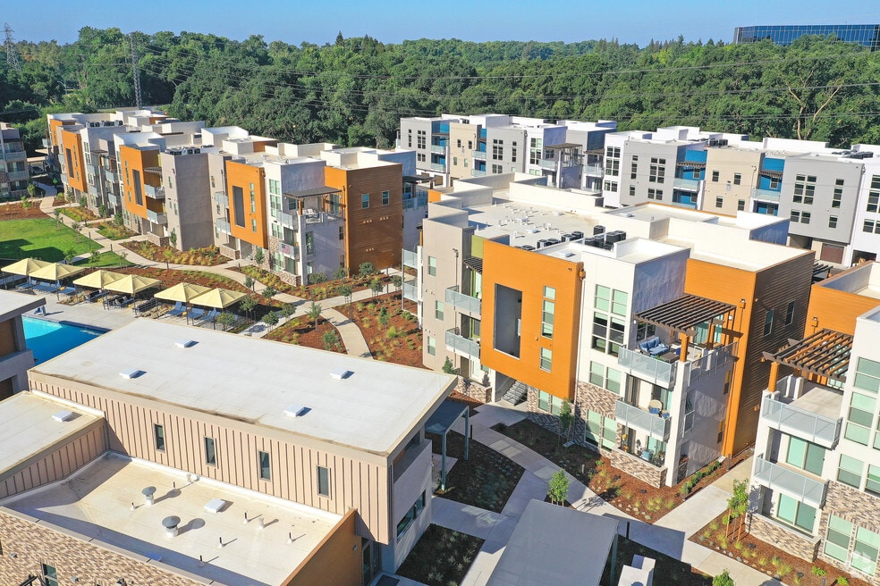 6606 Surfside Way Unit 4344003001, Sacramento, CA 95831 - Room for Rent ...