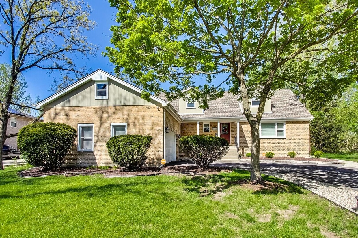 24332 S State Line Rd, Crete, IL 60417 - House Rental in Crete, IL ...