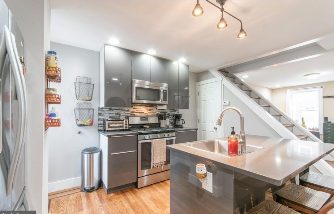 1579 E Hewson St, Philadelphia, PA 19125 - Townhome Rentals in ...