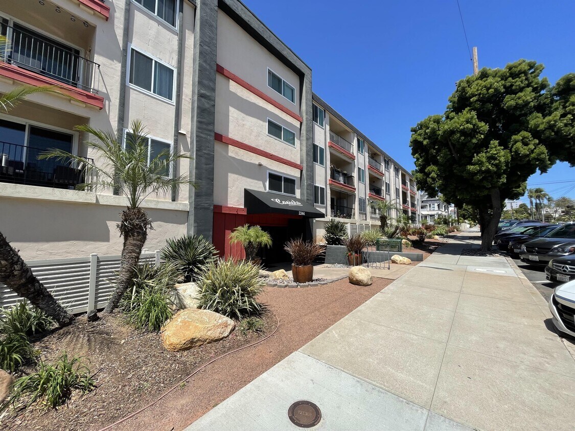 2244 2nd St, San Diego, CA 92101 - Townhome Rentals in San Diego CA ...