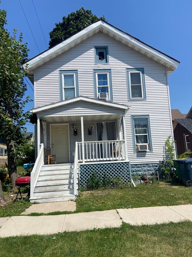 143 Ellis St Unit Lower, Fond Du Lac, WI 54935 - 143 Ellis St Fond Du ...