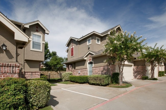 Eleven11 Lexington at Flower Mound Apartments - Flower Mound, TX ...