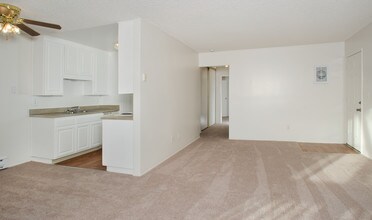 Summit Park Village Rentals - San Diego, CA | Apartments.com