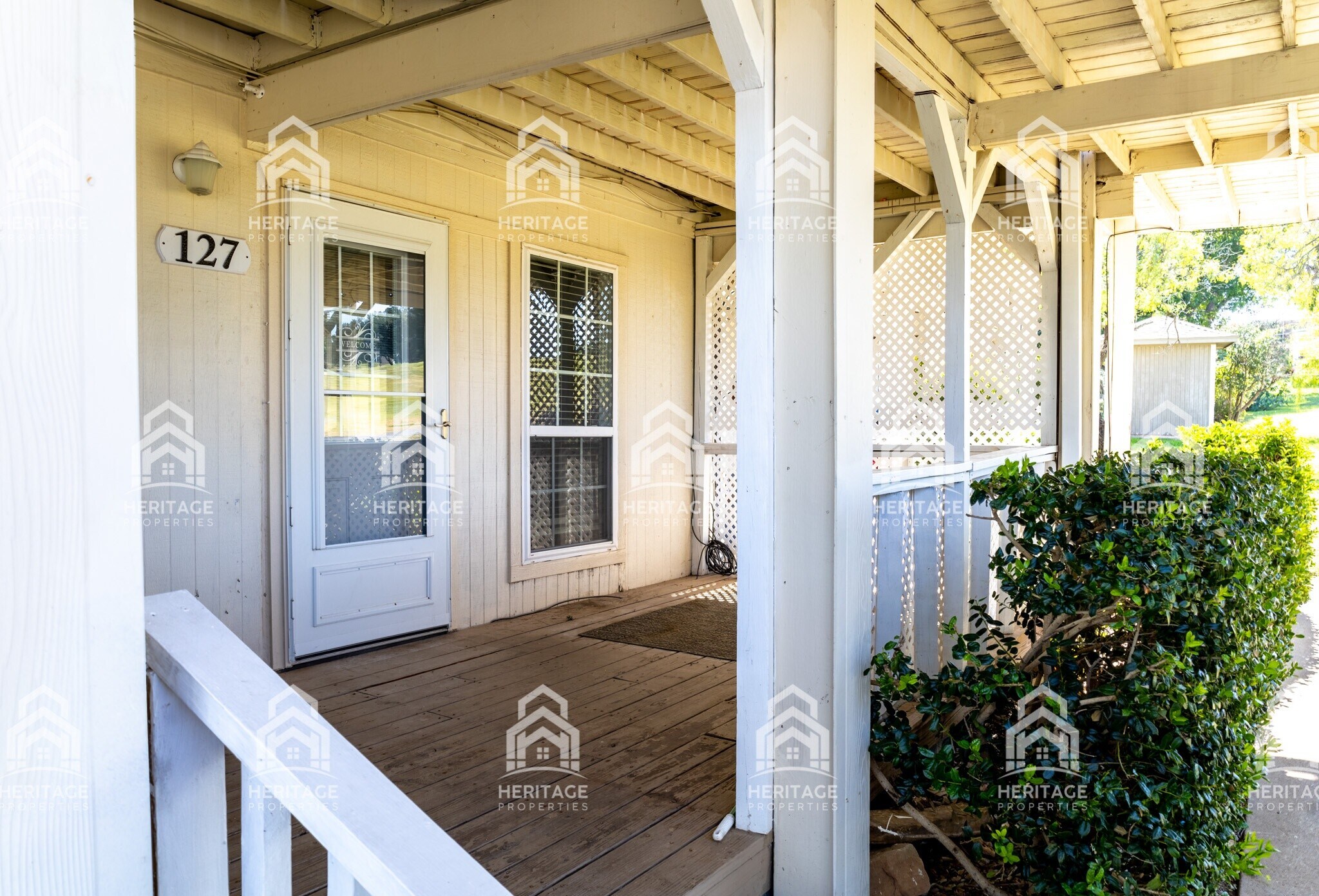 91 Runaway Bay Dr, Runaway Bay, TX 76426 - Townhome Rentals in Runaway ...