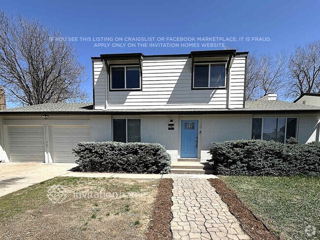 New Shenandoah On Smoky Hill Apartments for Rent with Extra Storage ...