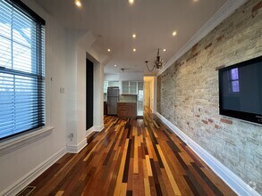 Riverdale Toronto Loft Apartments for Rent - Toronto, ON - 1 Rentals ...