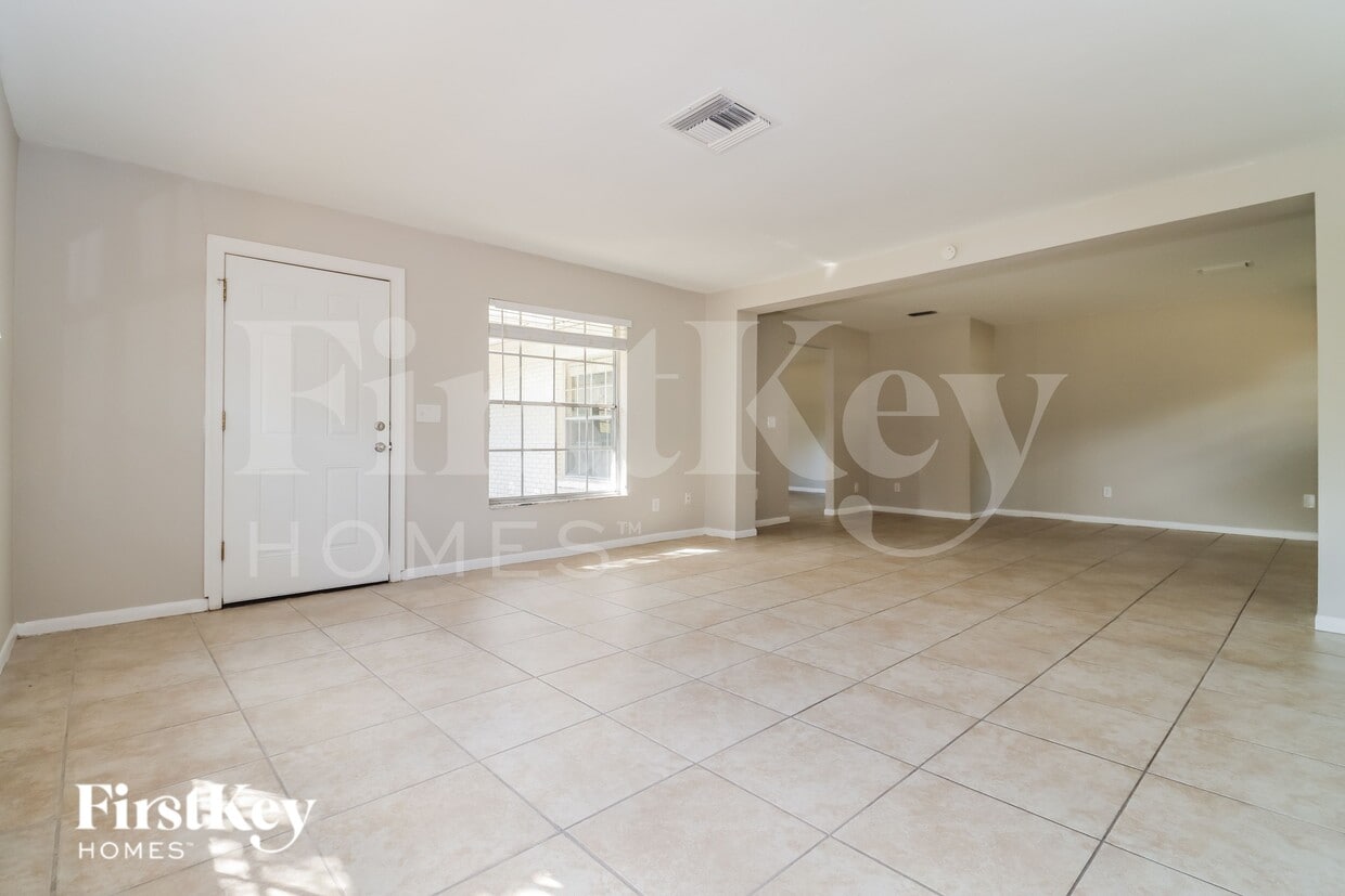 9303 N Edison Ave, Tampa, FL 33612 | Apartments.com