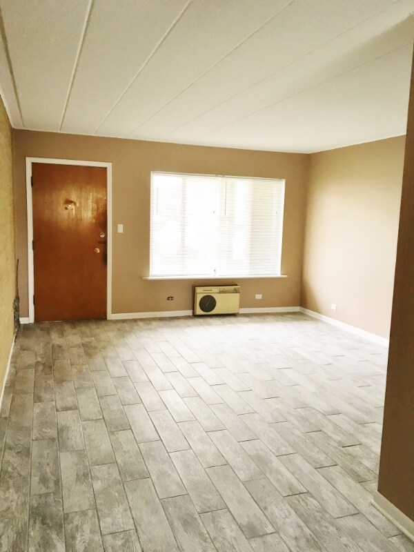 6830 N Ozark Ave Unit 1B, Chicago, IL 60631 | Apartments.com