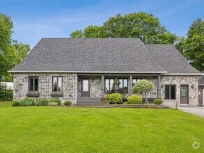 Houses for Rent in Quebec - 49 House Rentals