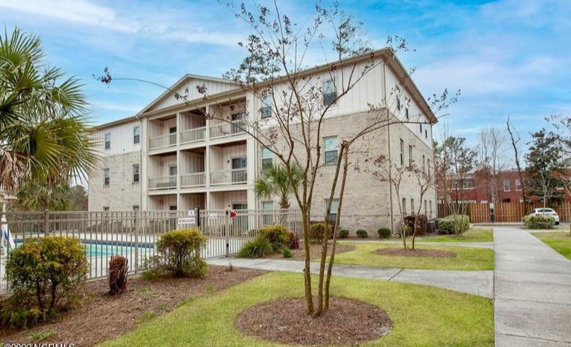 123 Covil Ave Unit 301, Wilmington, NC 28403 - Condo for Rent in ...