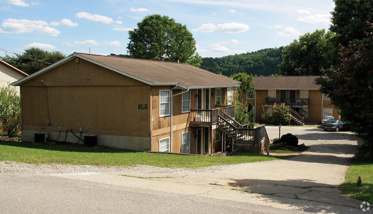 111 Beech St, Red House, WV 25168 - Apartments in Red House, WV ...