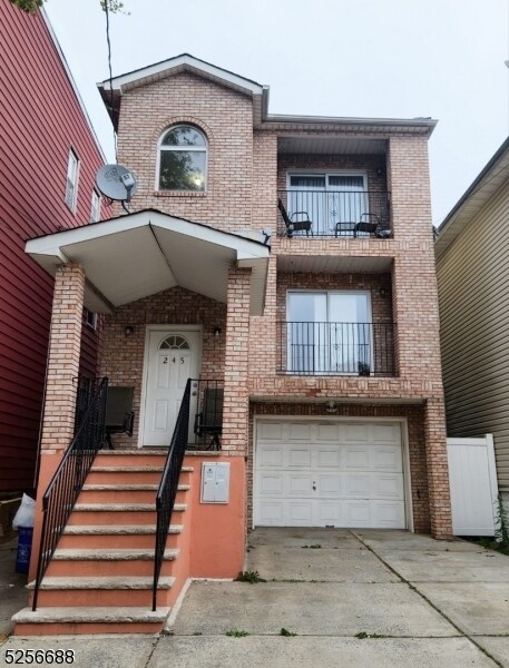 245 Clark Pl Unit 2, Elizabeth, NJ 07206 - Room for Rent in Elizabeth ...