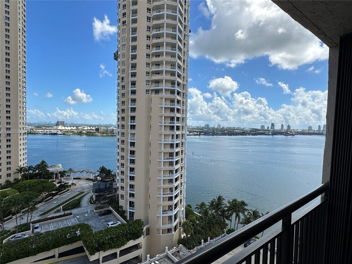 540 Brickell Key Dr Unit 1816, Miami, FL 33131 - Condo for Rent in ...