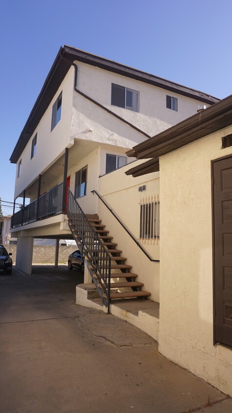 4326 Russell Ave, Los Angeles, CA 90027 - Townhome Rentals in Los ...