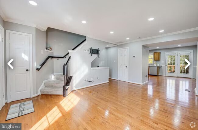 Rolling Brook Village Apartments for Rent with Extra Storage ...