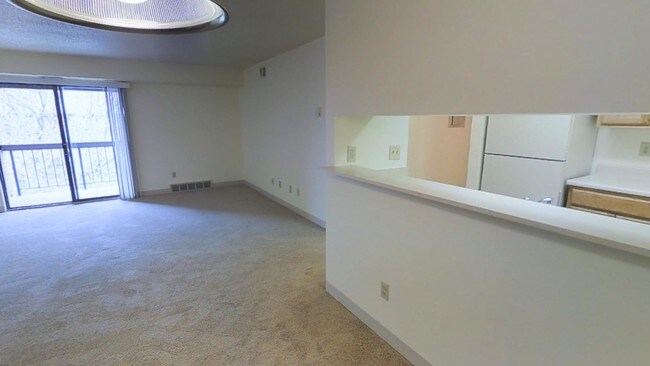 Capitol Commons Apartments and Townhomes Apartments - Lansing, MI ...