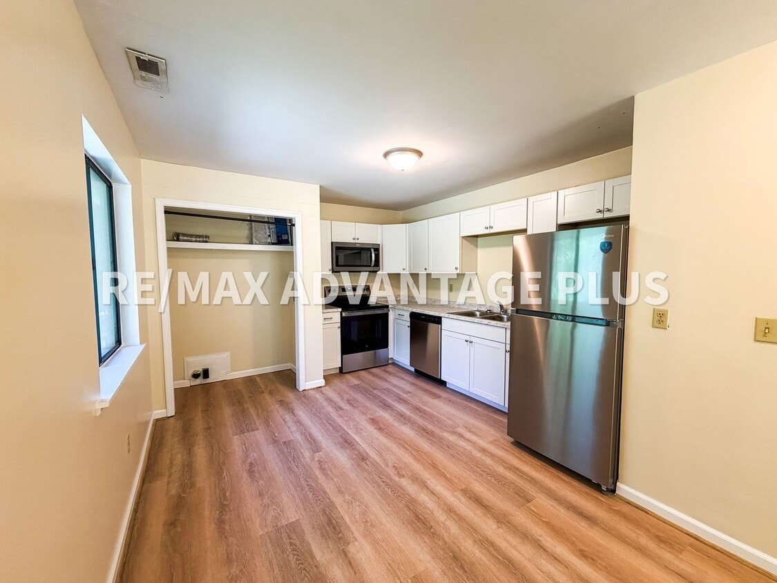 9982 Green Bay Rd Unit A, Rice, VA 23966 - Room for Rent in Rice, VA ...
