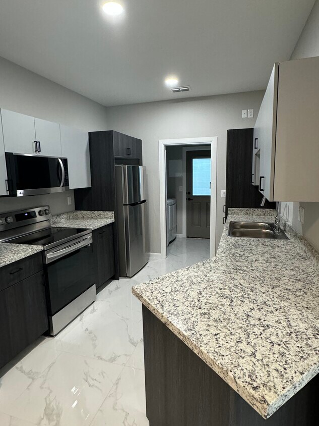 1309 S Xanthia St Unit 1, Alton, TX 78573 - 1309 S Xanthia St Alton, TX ...