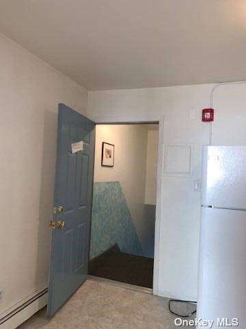 300 Main St Unit Back, Farmingdale, NY 11735 - Room for Rent in ...