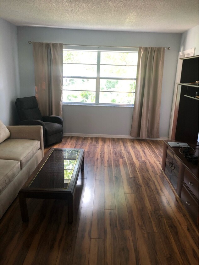 5171 W Oakland Park Blvd Unit 206, Lauderdale Lakes, FL 33313 - Condo ...