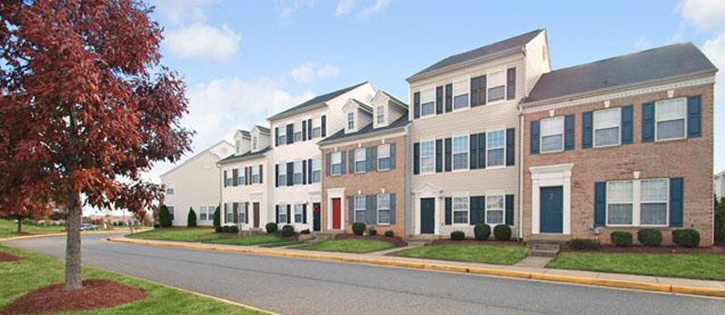 Riverside Manor Apartments - Apartments at 101 Riverside Manor Blvd ...