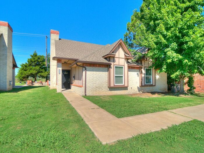 1730 Classen Blvd, Norman, OK 73071 - House Rental in Norman, OK | Apartments.com