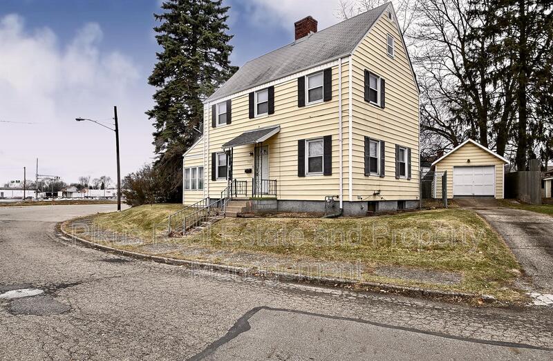 1488 Ivydale Ave SW, Canton, OH 44706 - House Rental in Canton, OH ...