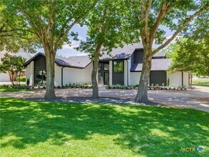 Mill Creek Springs Houses for Rent - Salado, TX