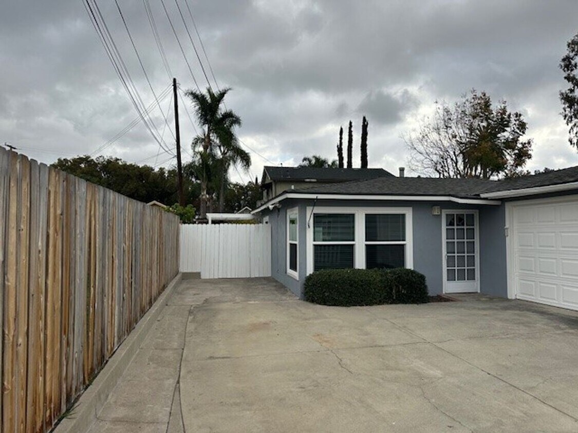 369-371 N Cleveland St Unit 371, Orange, CA 92866 - Room for Rent in ...