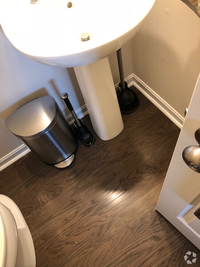 Crosspointe Apartments for Rent with a Swimming Pool - Batavia, OH ...