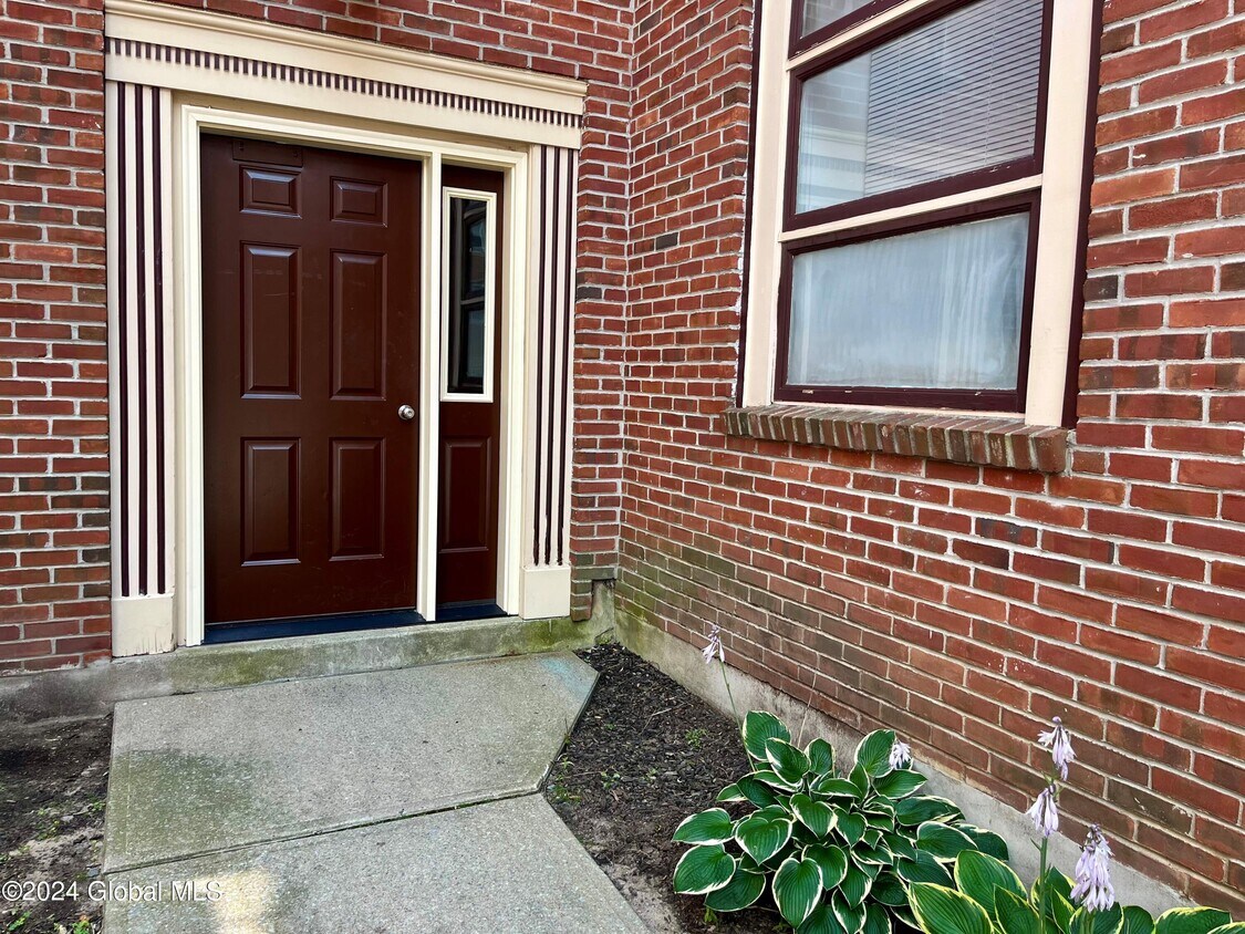 99 Spring St Unit R14710, Saratoga Springs, NY 12866 - Room for Rent in ...