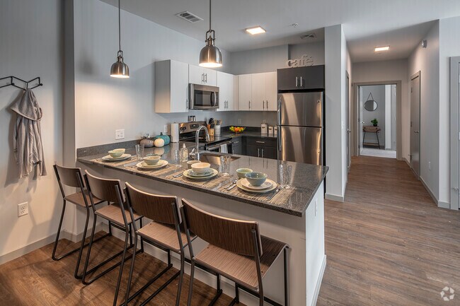Apartments near 919 E Genesee St | Apartments.com
