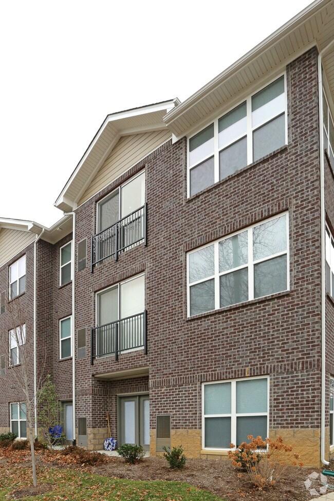 Dundee Place Apartments Rentals - Louisville, KY | Apartments.com