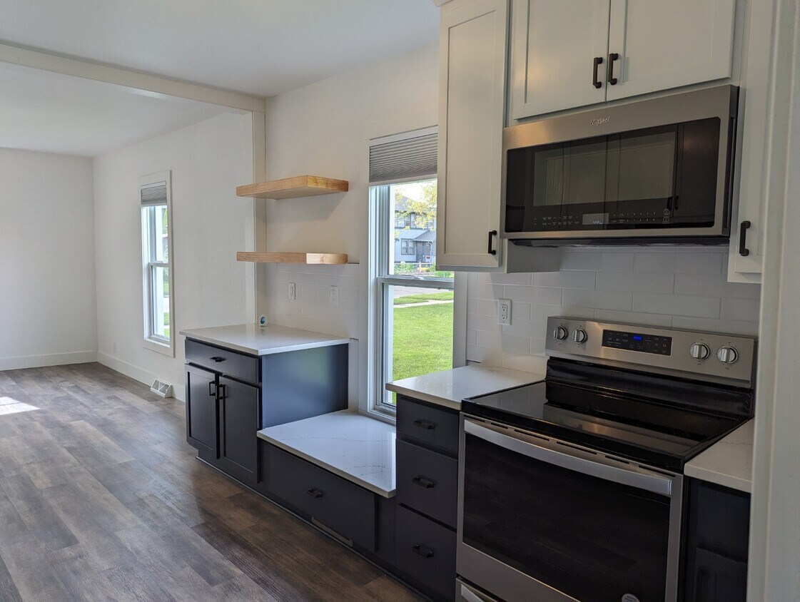 818 Carroll Ave Unit 818, Ames, IA 50010 - 818 Carroll Ave Ames, IA ...