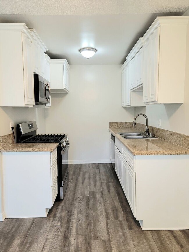 Westside Apartments - Apartments in Costa Mesa, CA | Apartments.com