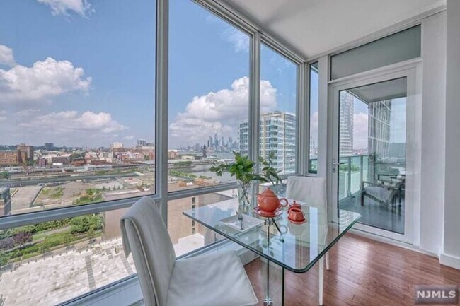 1 Shore Ln Unit 1601, Jersey City, NJ 07310 | Apartments.com