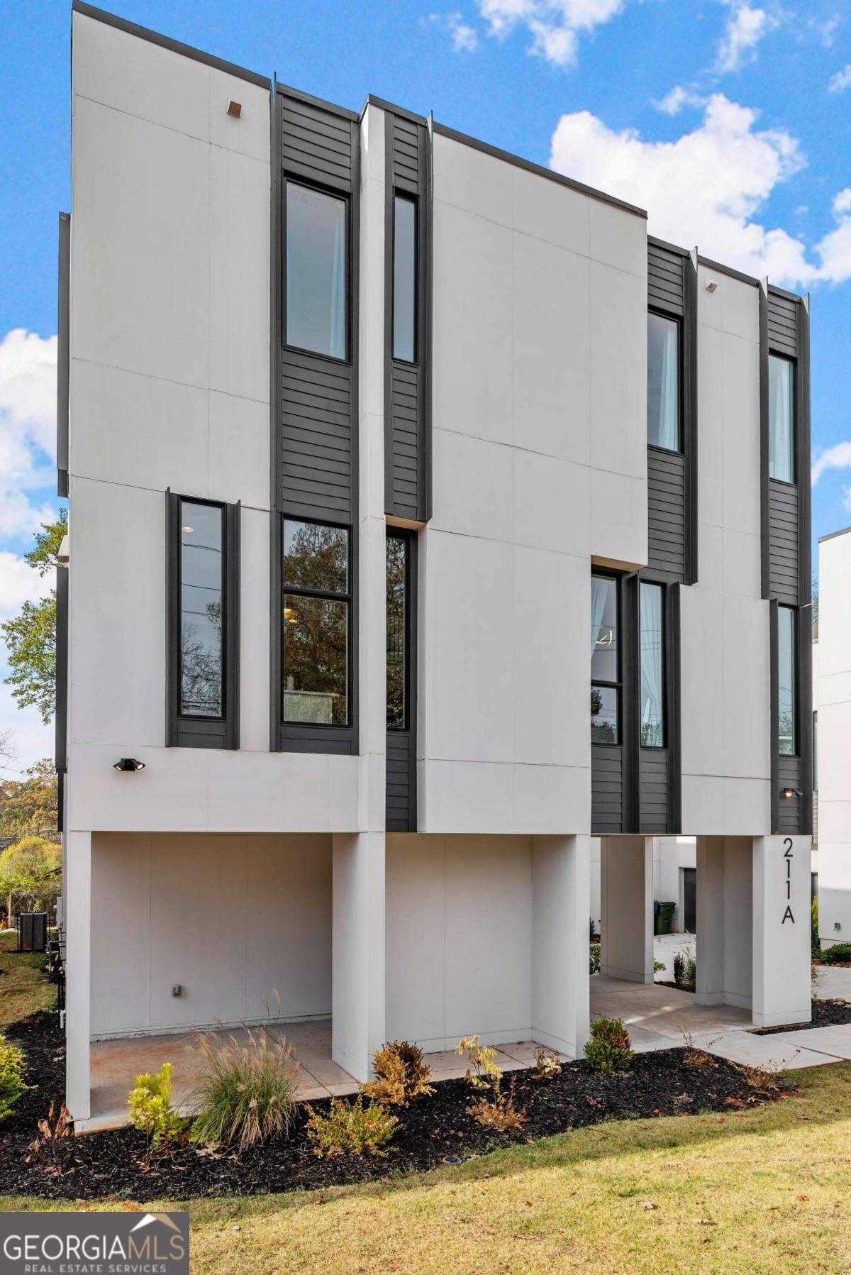 211 Howell Dr Se, Atlanta, GA 30316 - Townhome Rentals in Atlanta GA ...