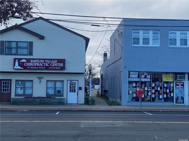 170 E Main St, Babylon, NY 11702 - House Rental in Babylon, NY ...