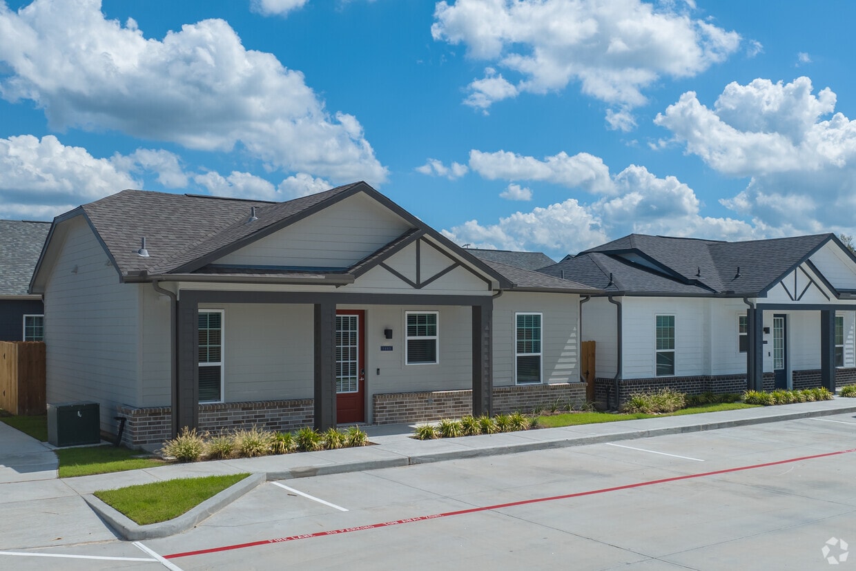 Preserve at Woodridge Houses for Rent - Porter, TX | Apartments.com