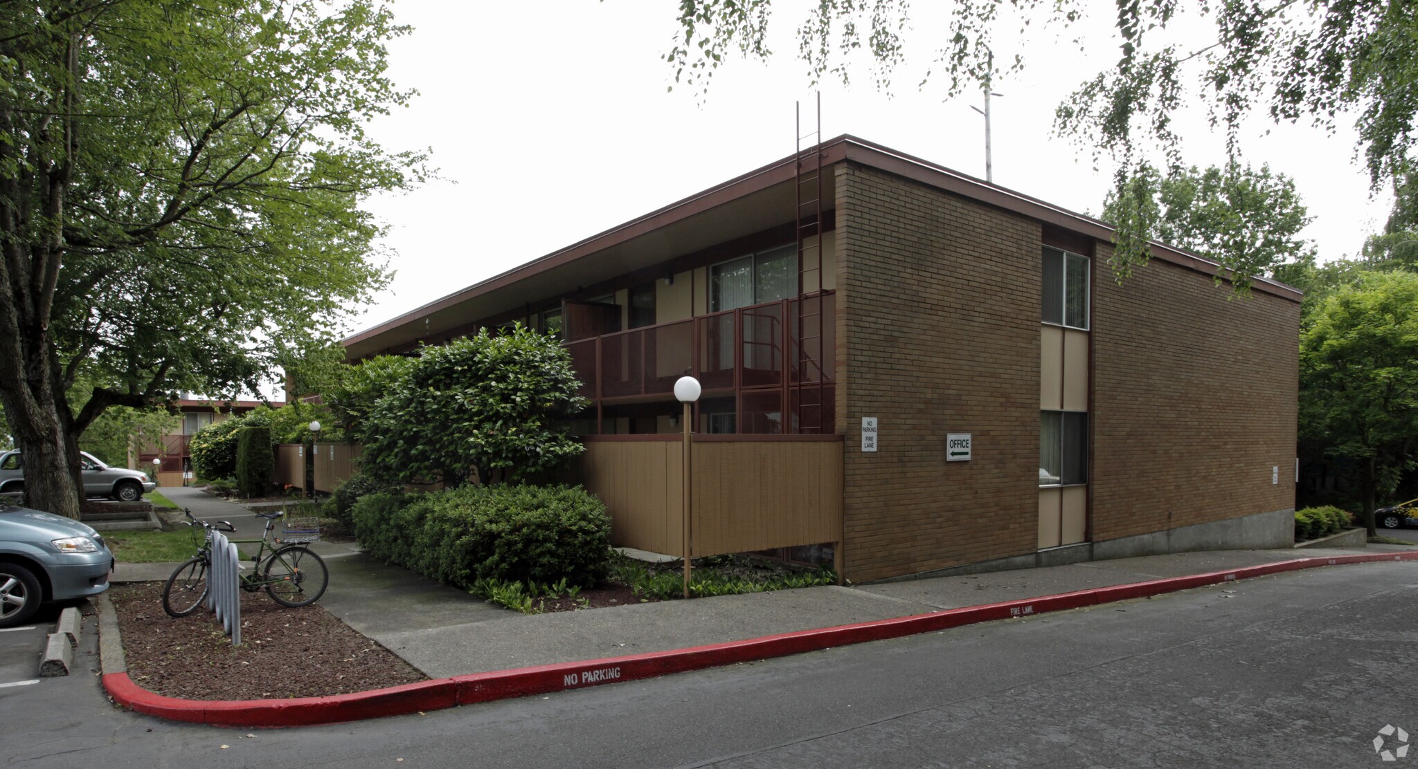 Julie Ann - 711 Se 60th Ave Portland, OR 97215 | Apartments.com