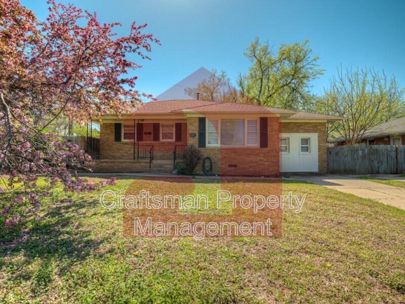 2104 Churchill Way, The Village, OK 73120 - House Rental in The Village ...