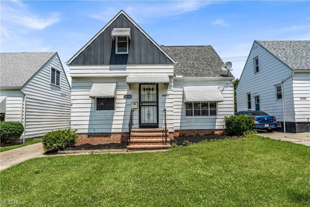 14205 Corridon Ave, Maple Heights, OH 44137 - House Rental in Maple ...