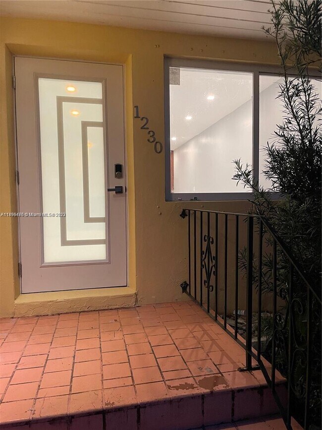 1230 NE 148th St Unit 1230, Miami, FL 33161 - Room for Rent in Miami ...