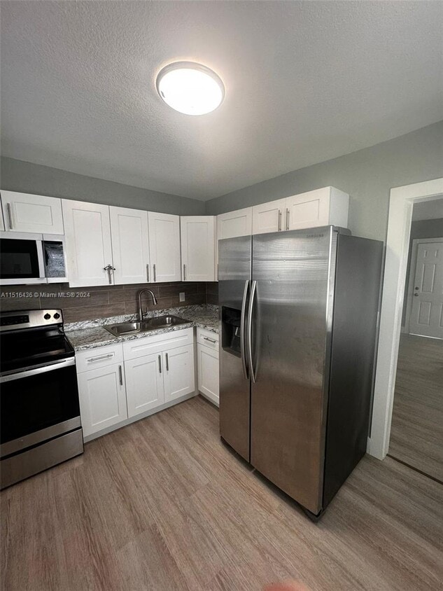 2843 SW 38th Ave Unit -, Miami, FL 33134 - Room for Rent in Miami, FL ...